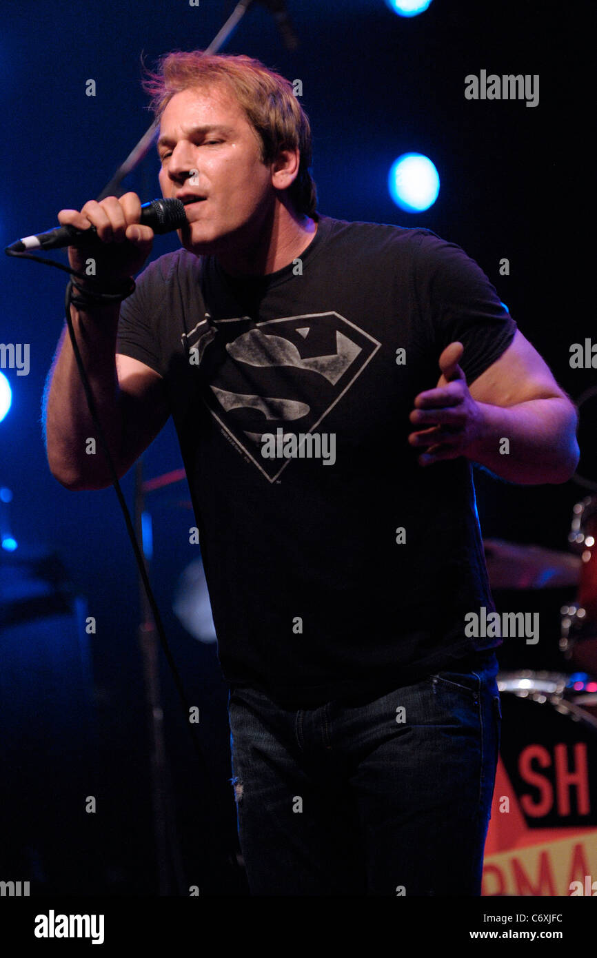 Edwin ghazal band crash karma hi-res stock photography and images - Alamy