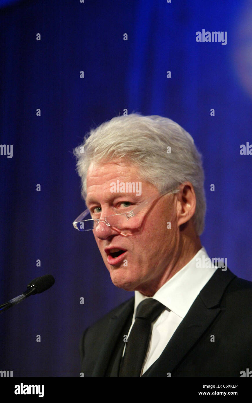 President Bill Clinton honored for the Dayton Accords, peace ...