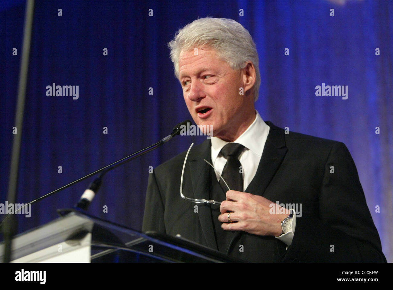 President Bill Clinton honored for the Dayton Accords, peace ...