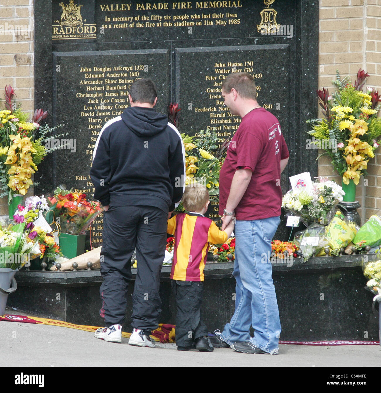 England 11 05 10 mark readman hi-res stock photography and images - Alamy