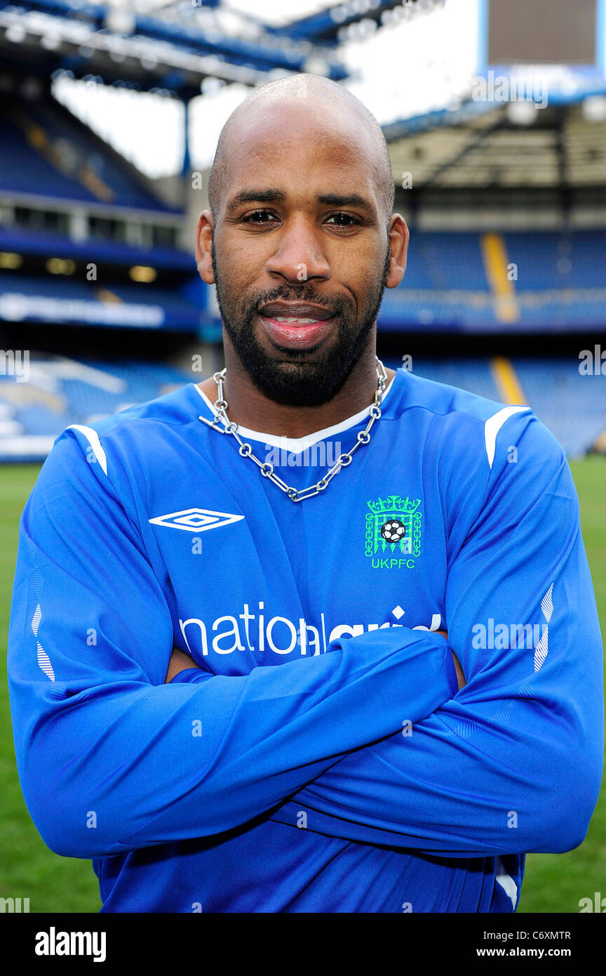 Dj spoony hi-res stock photography and images - Alamy