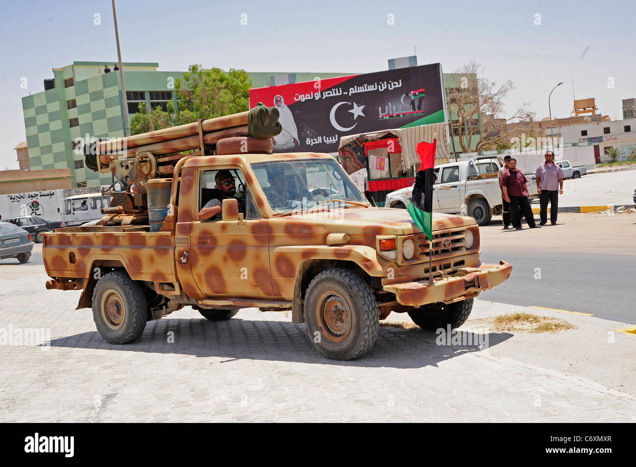 a war betwean Gaddafi army and Libya's Transitional National Council ...