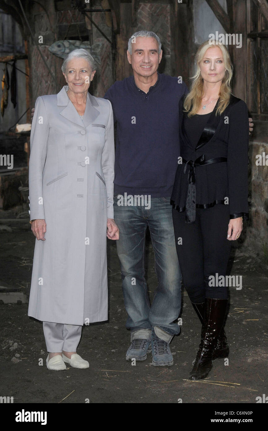 Roland Emmerich; Vanessa Redgrave; Joely Richardson 'Anonymous' Film ...