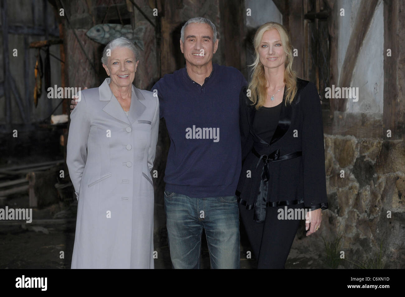 Roland Emmerich; Vanessa Redgrave; Joely Richardson 'Anonymous' Film ...