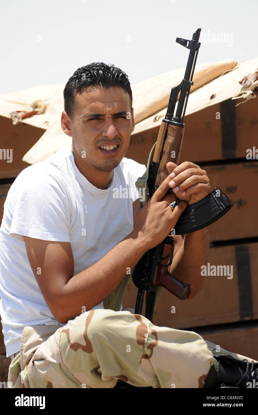 African rebel fighter hi-res stock photography and images - Alamy