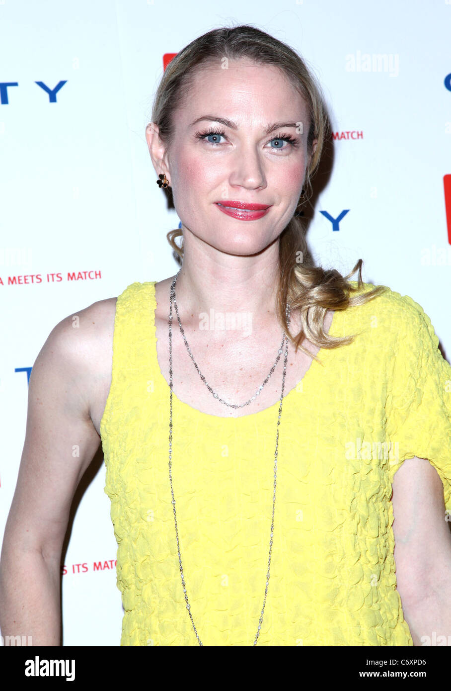 Sarah Wynter DKMS' 4th Annual Gala 'Linked Against Leukemia' at ...