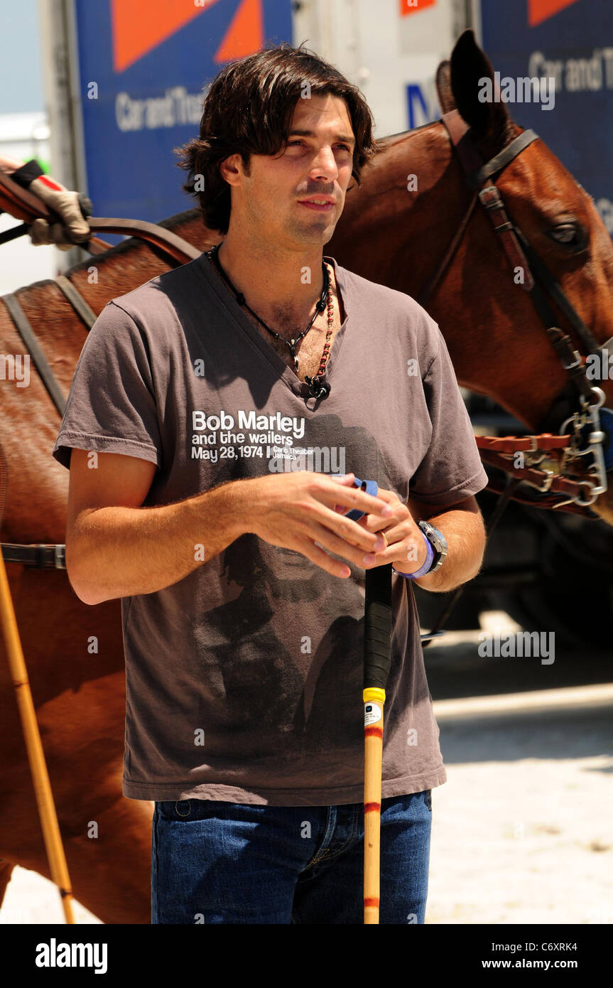 Polo player Nacho Figueras attends the 2010 AMG South Beach Women's ...