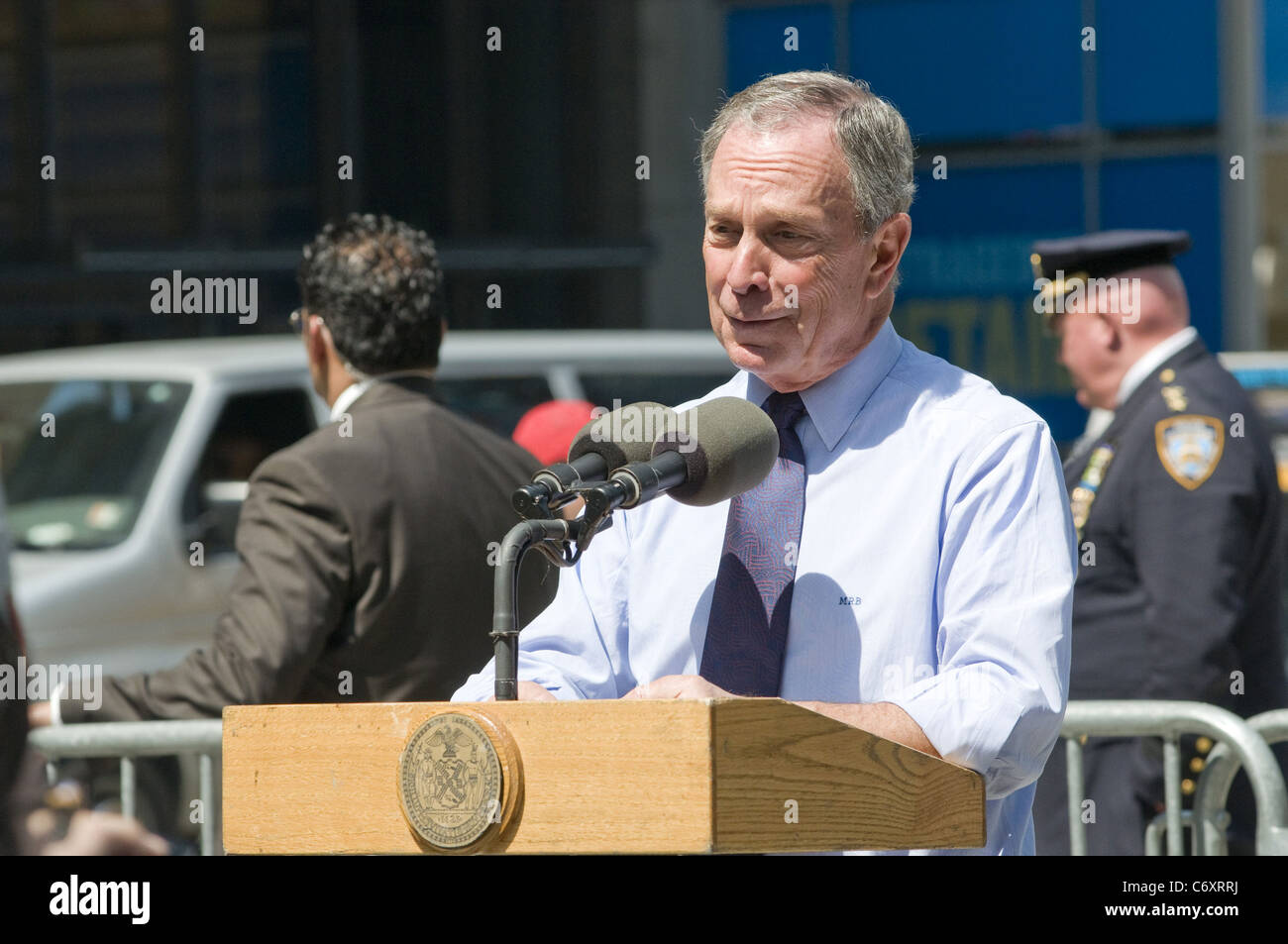 Barack obama and michael bloomberg hi-res stock photography and images ...