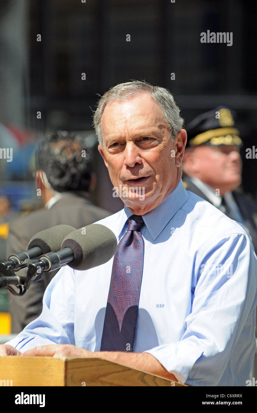 Barack obama and michael bloomberg hi-res stock photography and images ...