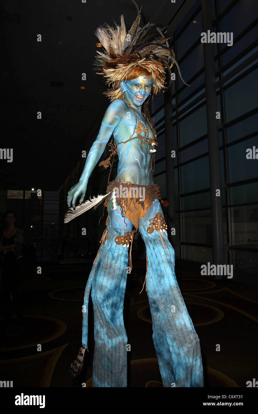 Avatar' Neytiri The 'Avatar' Cast celebrate the 40th Anniversary of ...