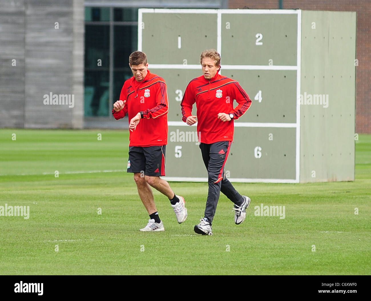 Liverpool fc athletico madrid hi-res stock photography and images - Alamy