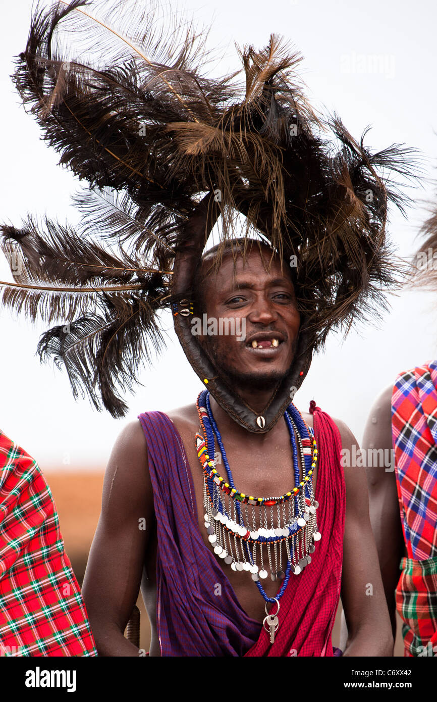 Maasai Elder in ceremonial headgear Stock Photo - Alamy