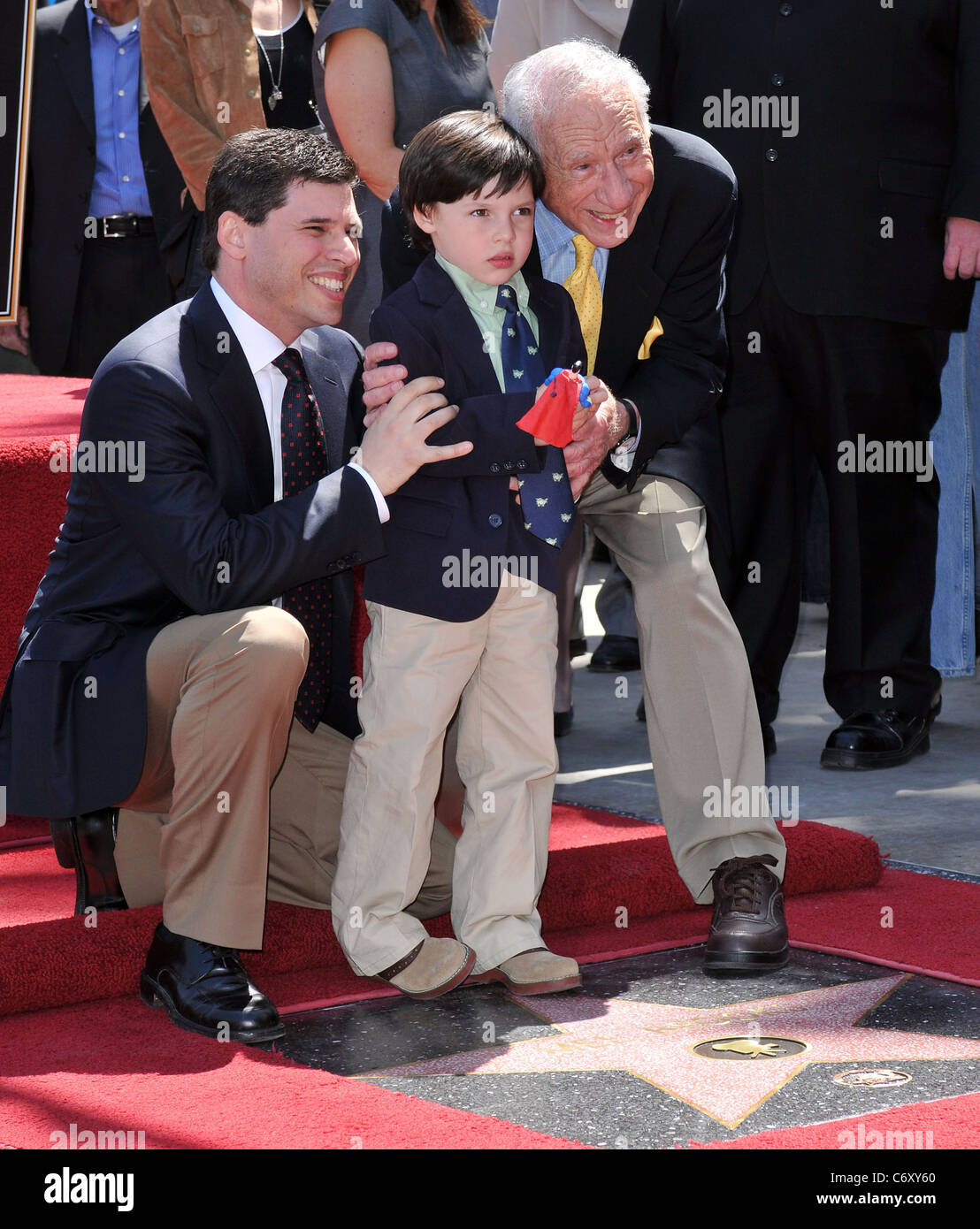 Mel Brooks with his grandson and his son Max Mel Brooks is honoured ...