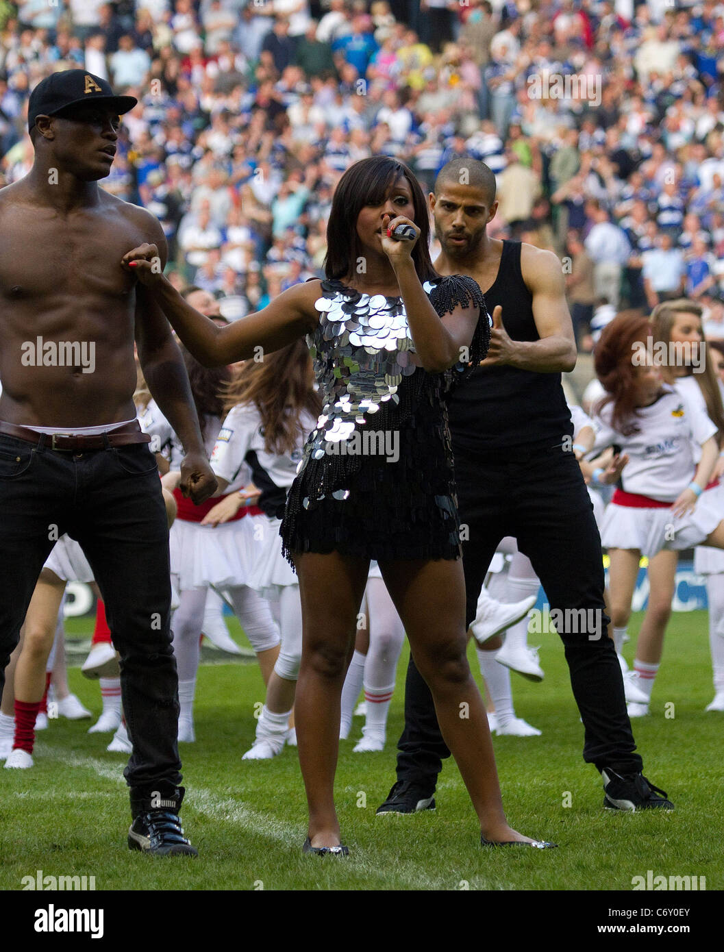 Alexandra Burke performs live performance as the London Wasps take on ...