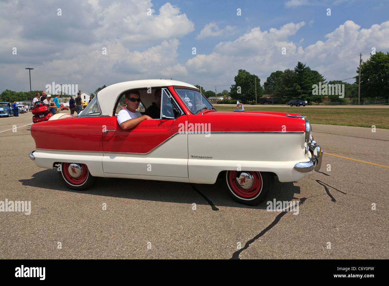 Nash Metropolitan automobile made by the British Motor Corporation (BMC ...