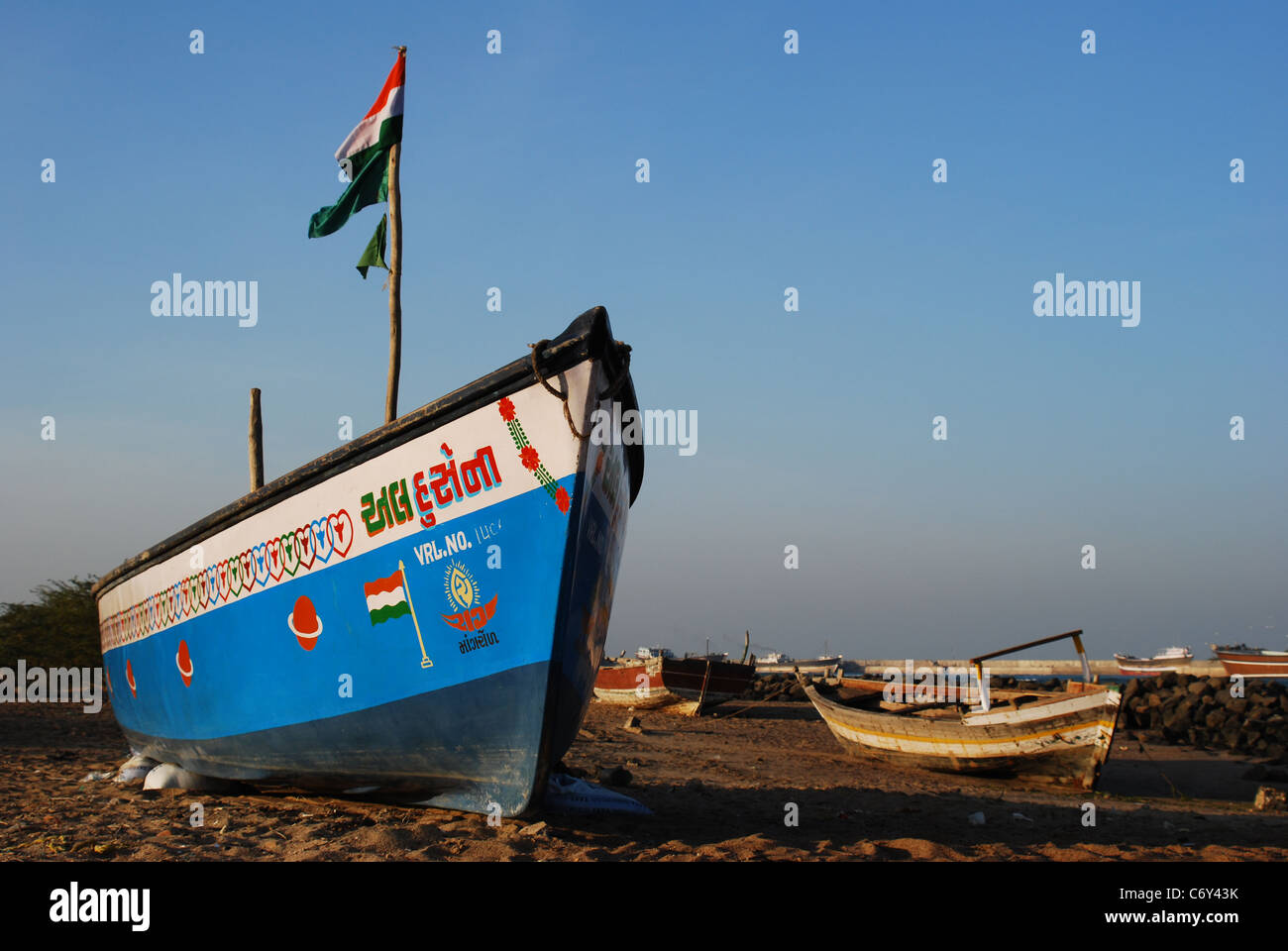 Indian flag boats hi-res stock photography and images - Alamy