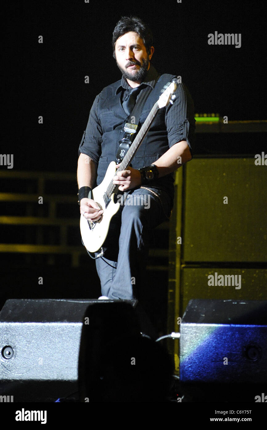 Aaron Fink Breaking Benjamin