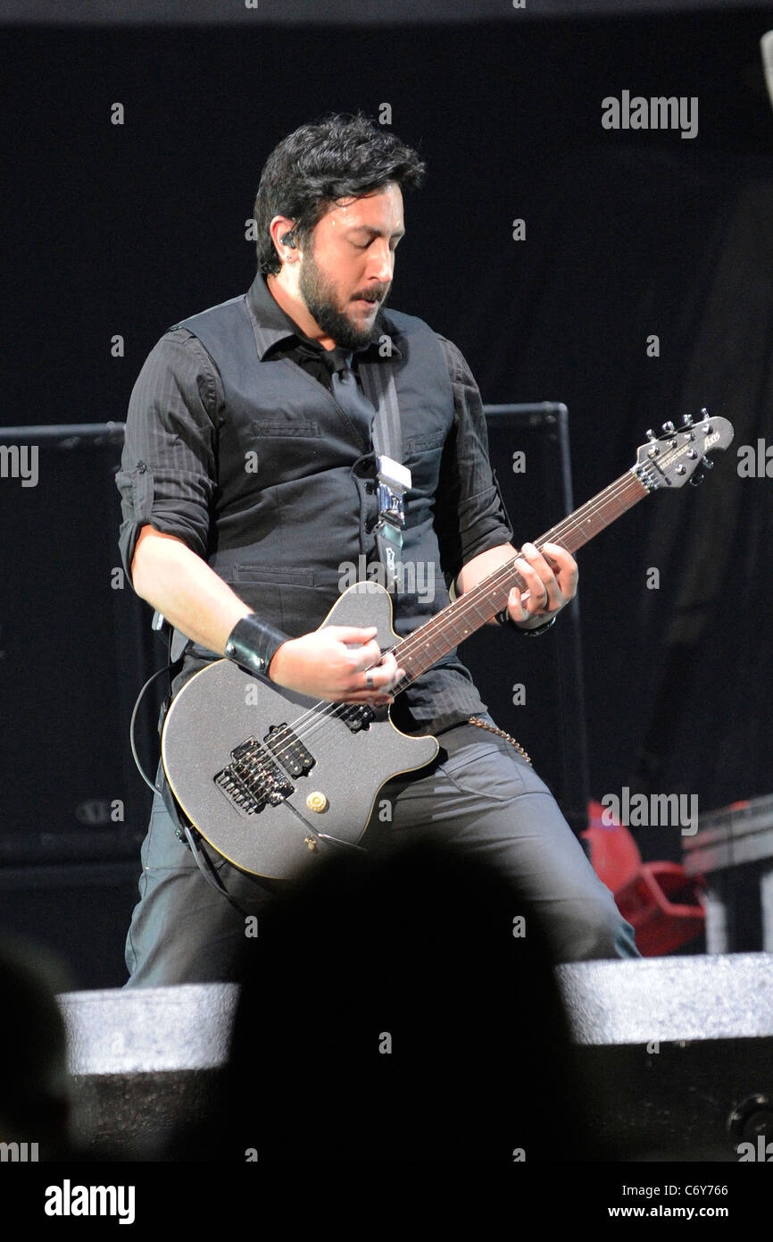 Aaron Fink Breaking Benjamin