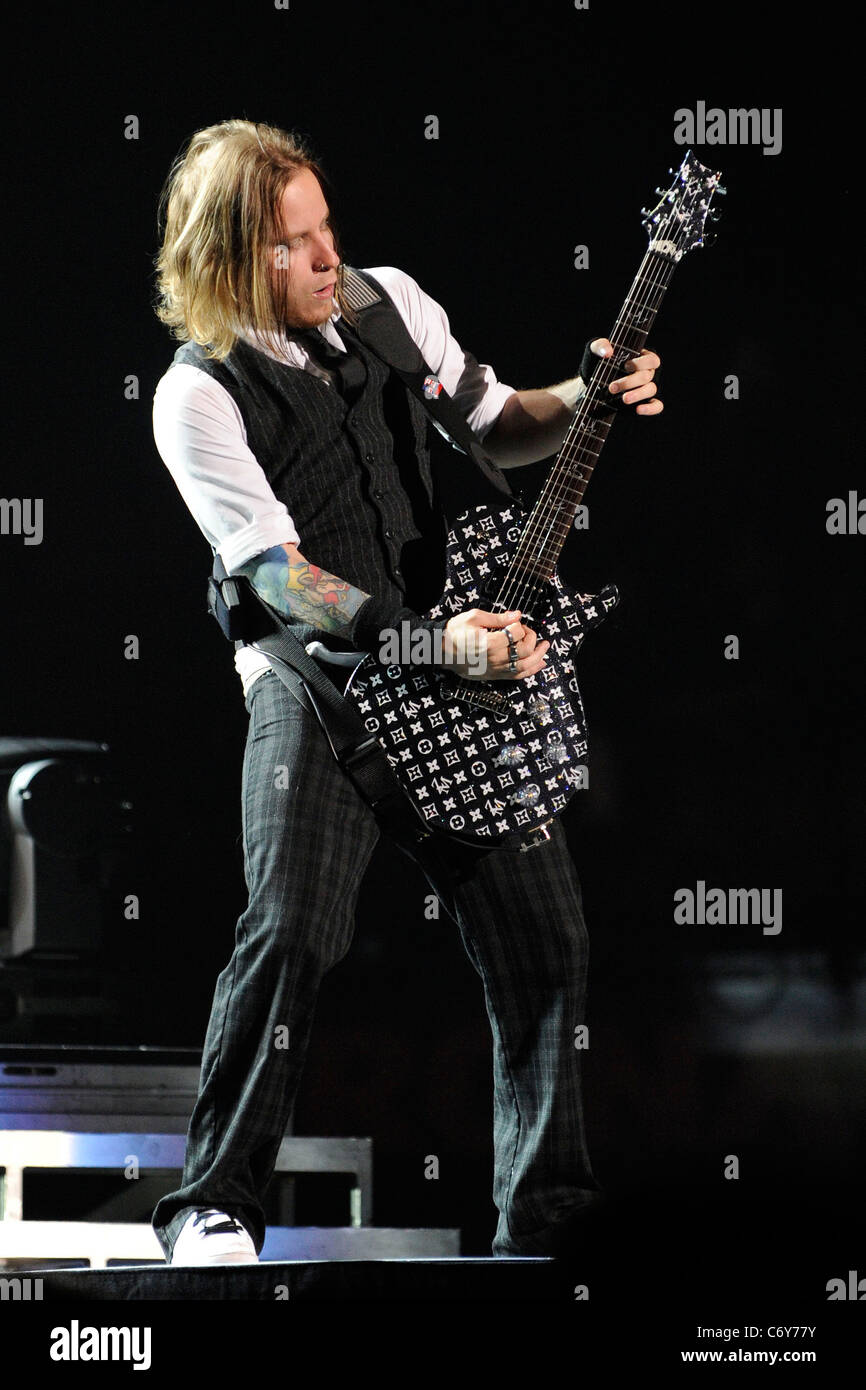 Zach Myers High Resolution Stock Photography and Images - Alamy