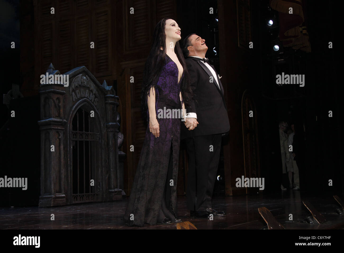 Bebe neuwirth addams family hi-res stock photography and images - Alamy