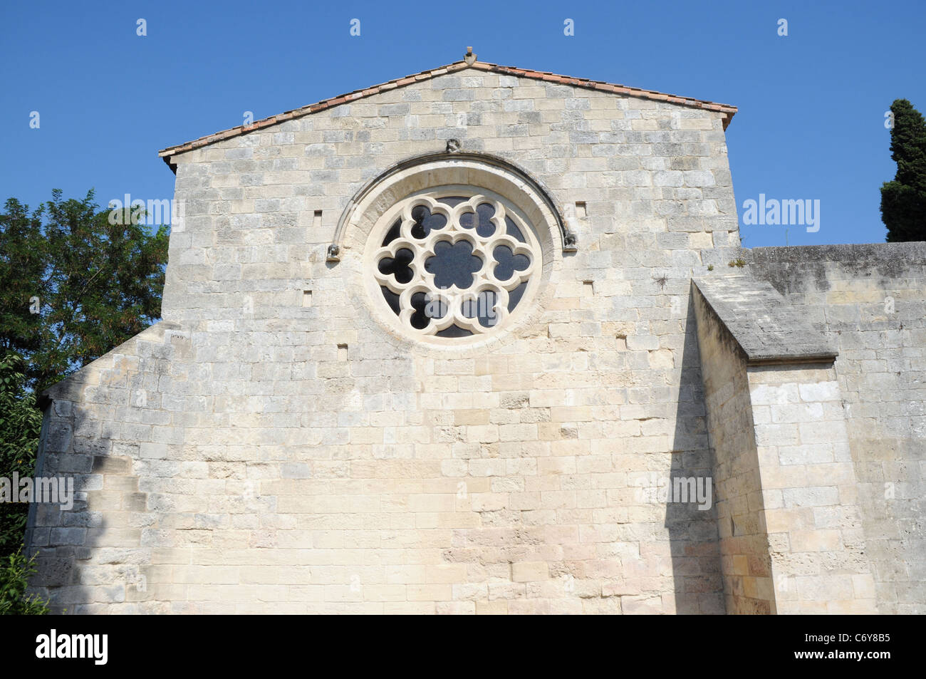 Exterior of chapter house in former Cistercian monastery Silvacane ...