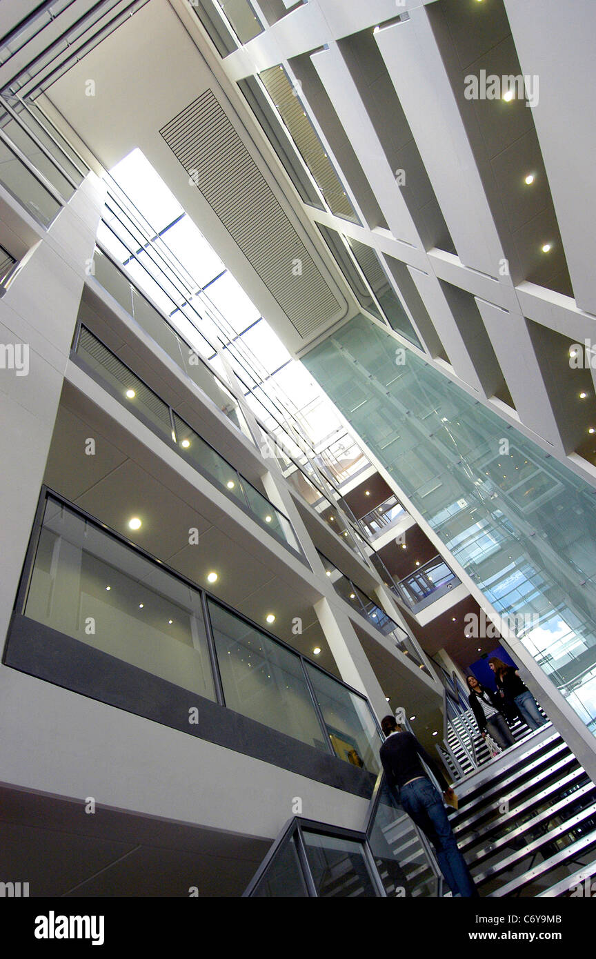 Office building high level office building hi-res stock photography and ...