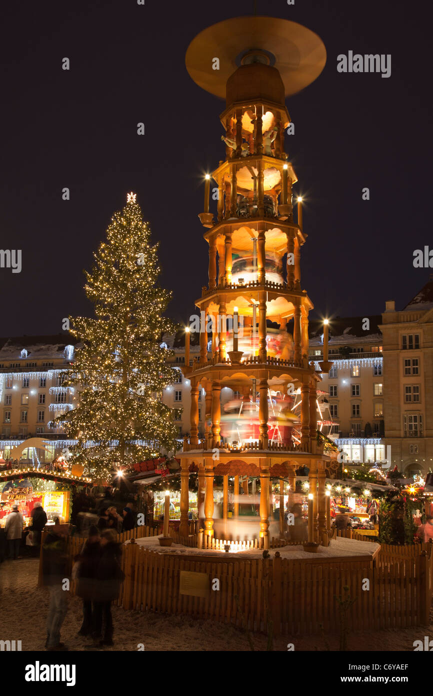 Striezelmarkt christmas market hi-res stock photography and images - Alamy