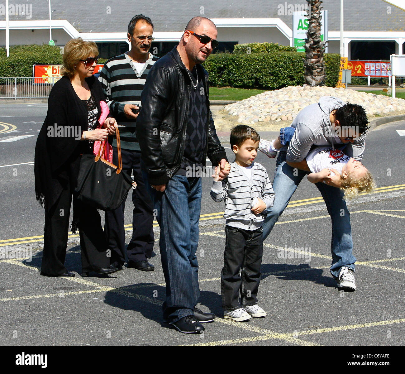 Peter Andre with his daughter Princess Tiaamii, brother Chris Andre and ...