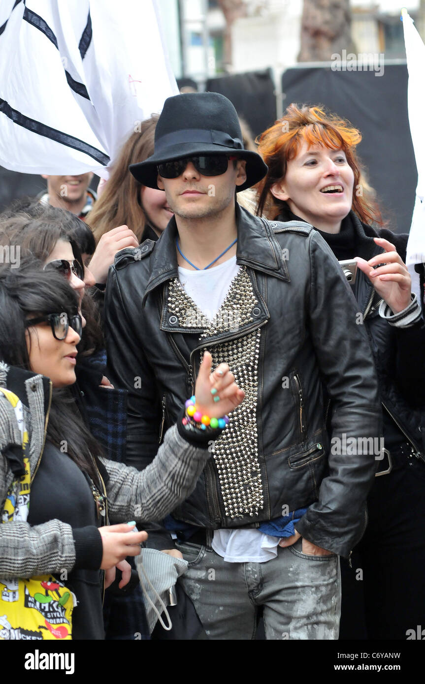 Jared Leto from the band '30 Seconds to Mars' arriving at the XFM radio ...