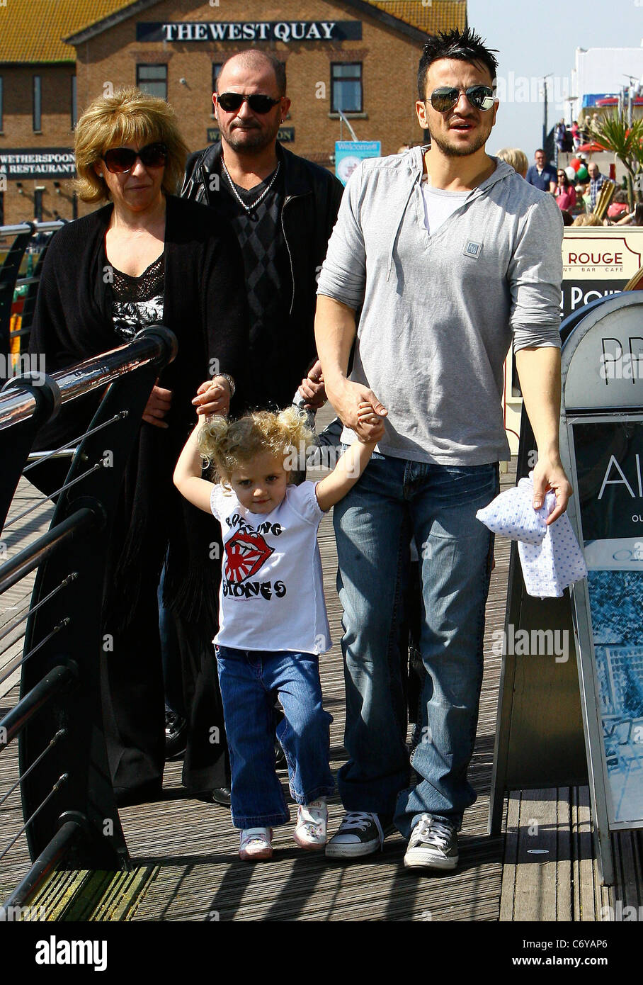 Peter Andre with his daughter Princess Tiaamii and brother Chris Andre ...