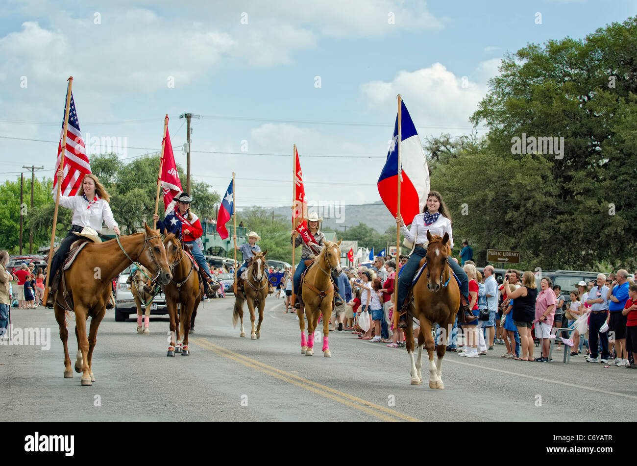 Parade ww2 vehicles hi-res stock photography and images - Alamy