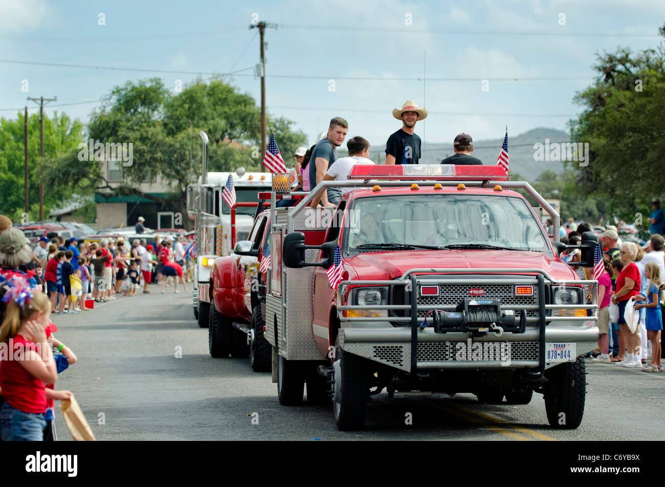 4th of july parade hi-res stock photography and images - Alamy