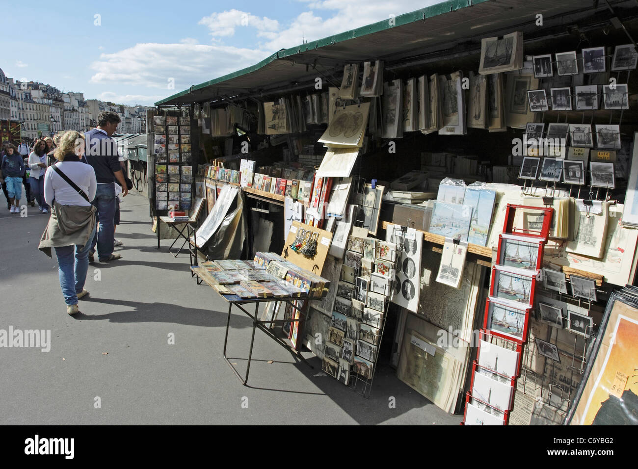 Bouquinistes hi-res stock photography and images - Alamy
