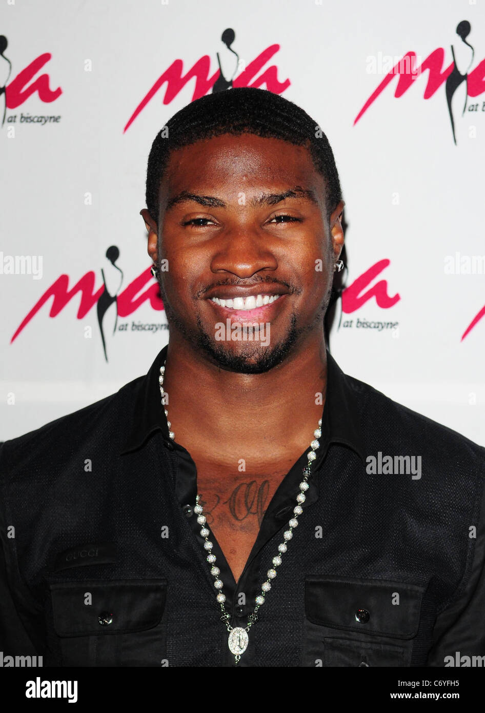 NFL WR for Minnesota Vikings Benard Berrian arrives at the grand re ...