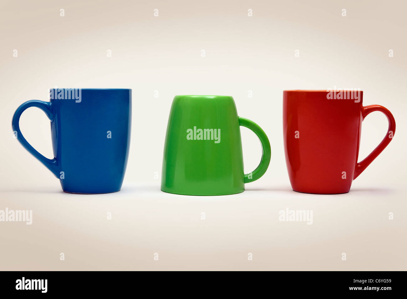Colourful mugs hi-res stock photography and images - Alamy