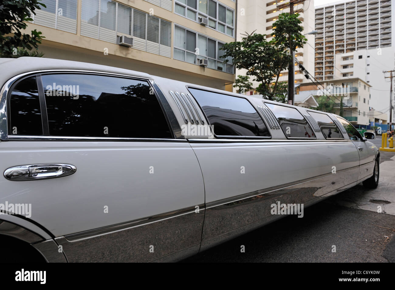 Limousine door hi-res stock photography and images - Alamy