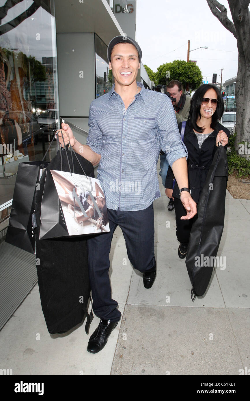 Alex Meraz and Kim Meraz 'The Twilight Saga: New Moon' actor Alex Meraz ...