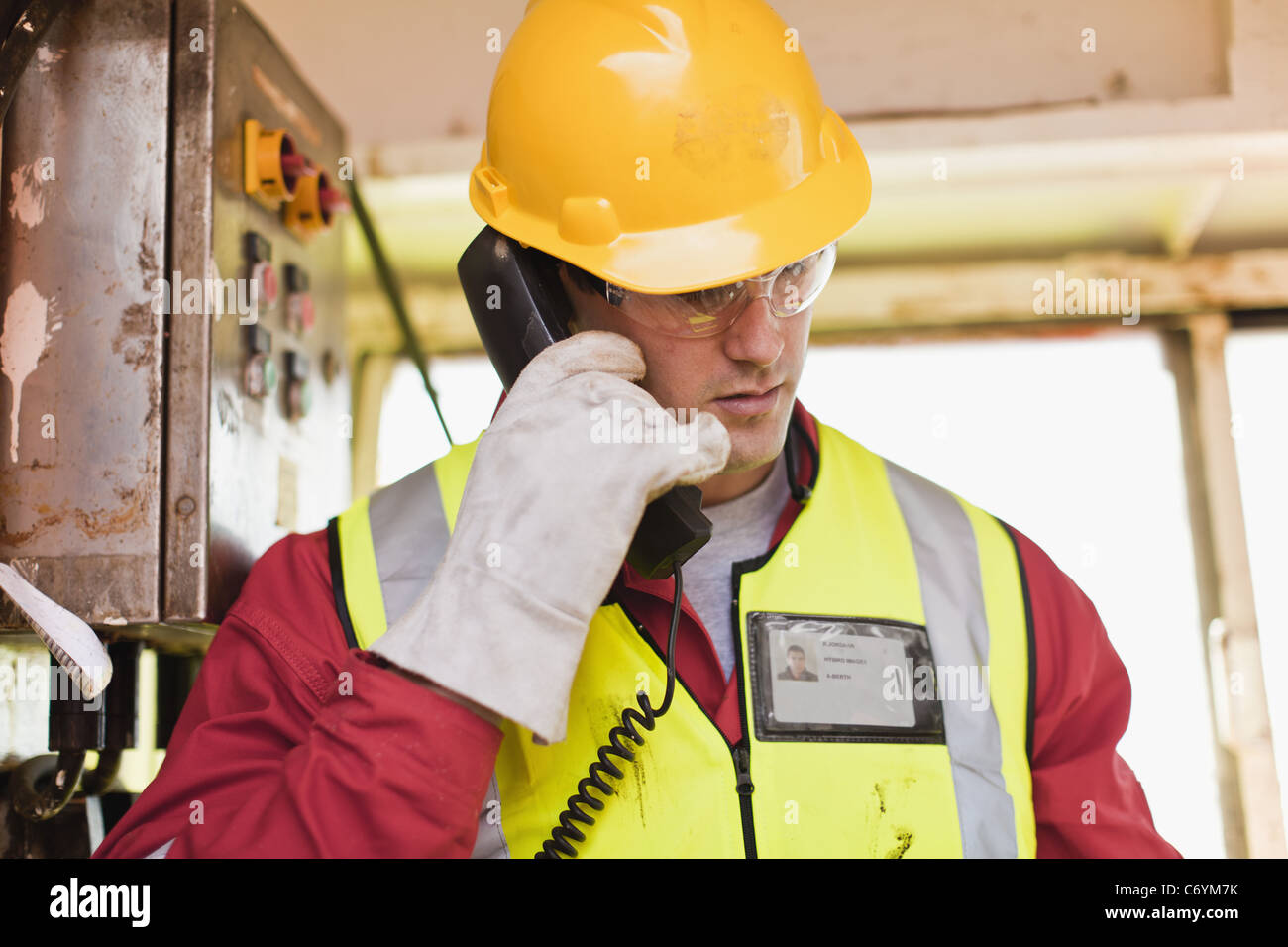 Control room oil rig hi-res stock photography and images - Alamy