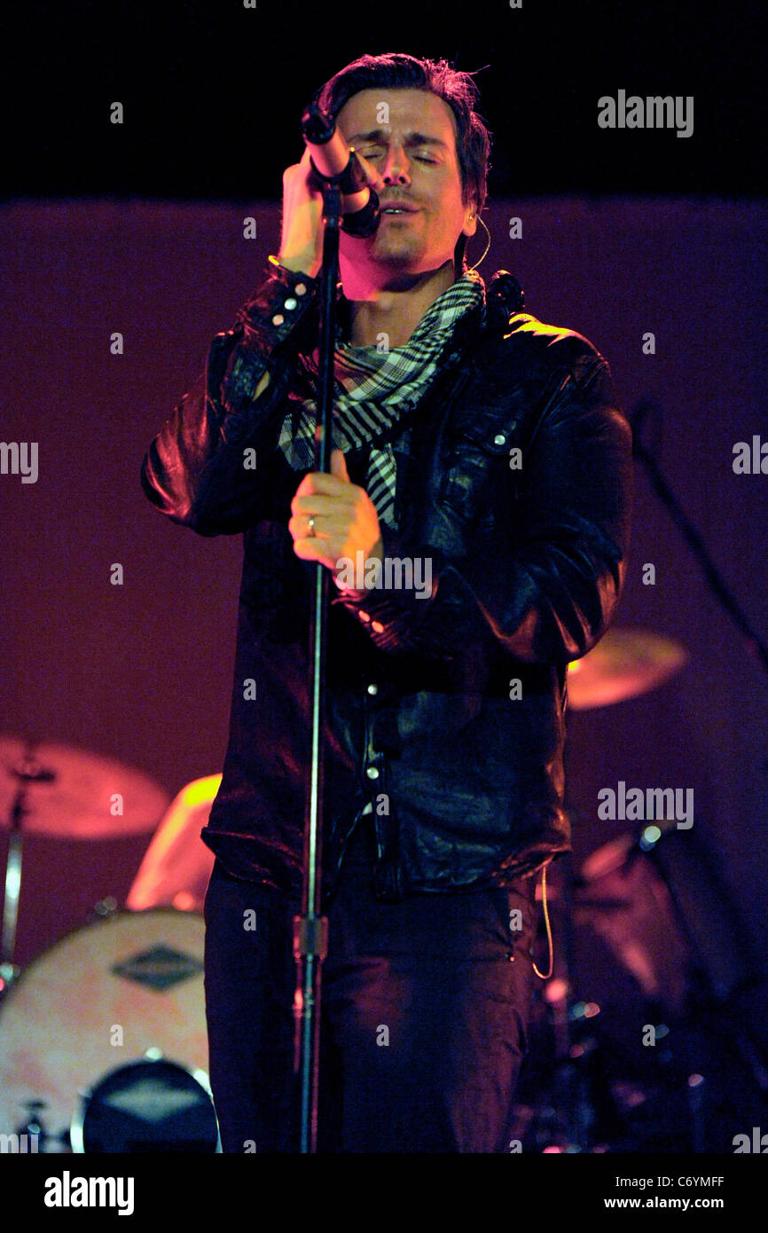 Canada 10 03 10 dominic chan hi-res stock photography and images - Alamy