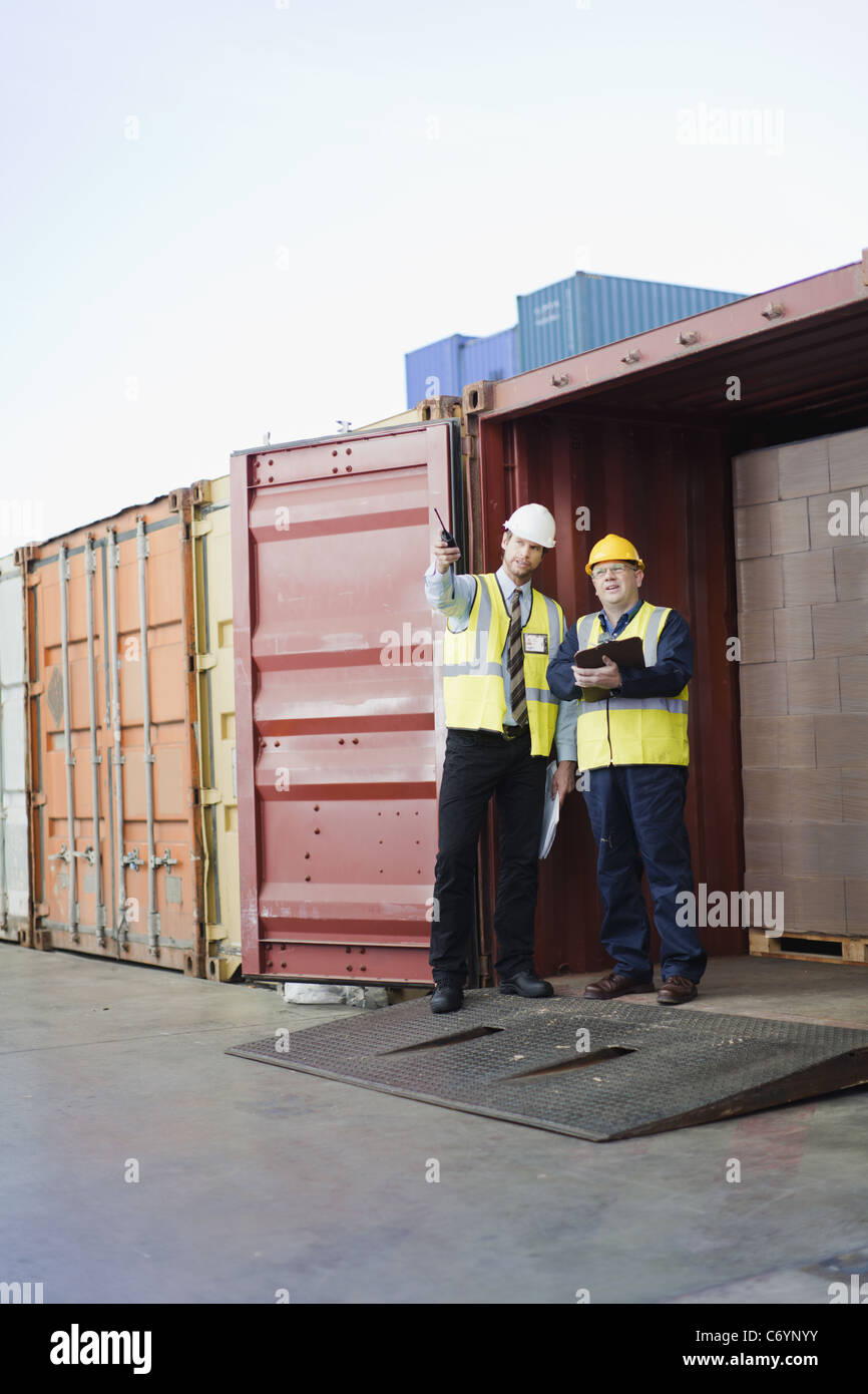 Guidance to shipping hi-res stock photography and images - Alamy