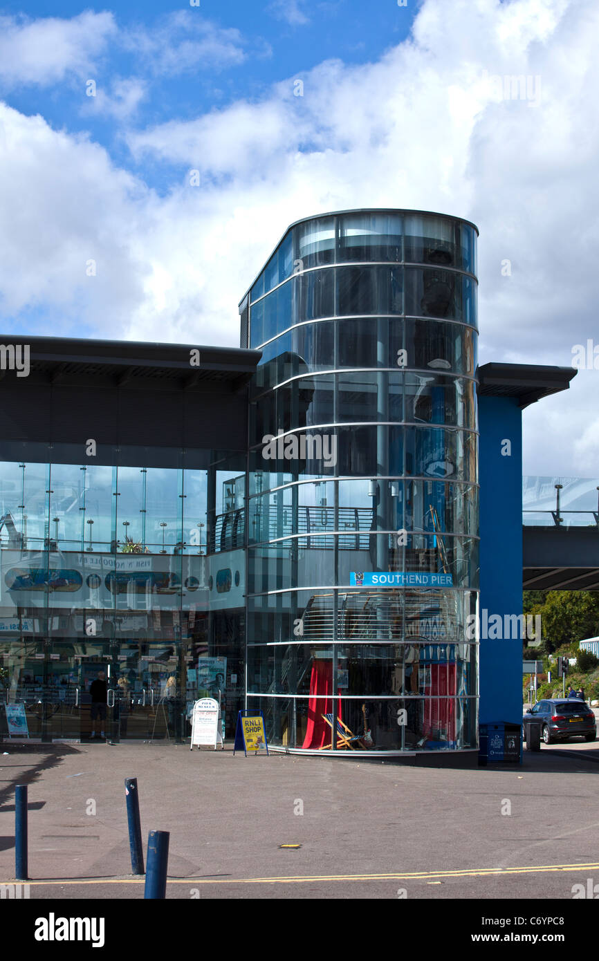 Entrance to Pier at Southend-on-Sea Stock Photo - Alamy