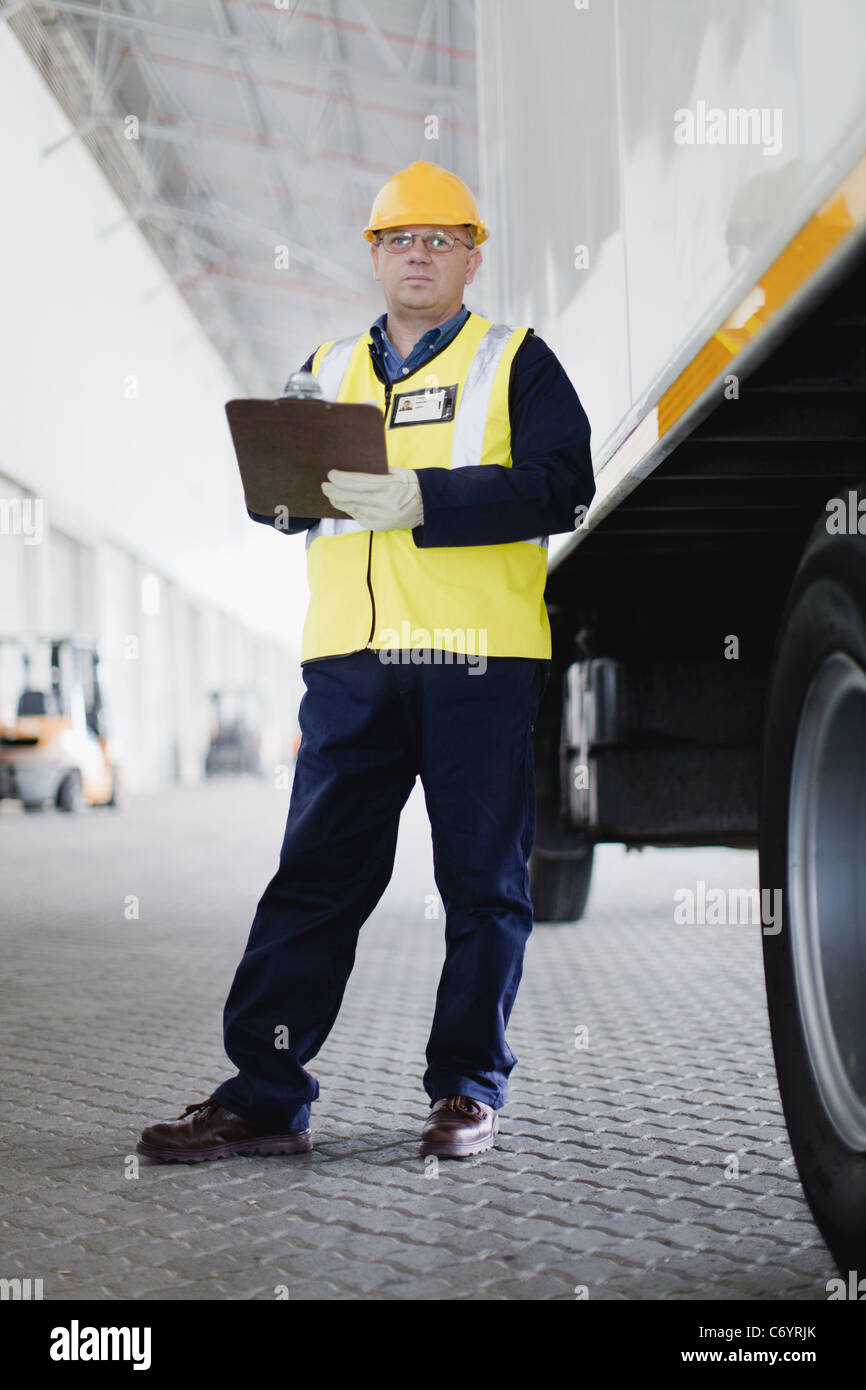 Truck warehouse distribution hi-res stock photography and images - Alamy