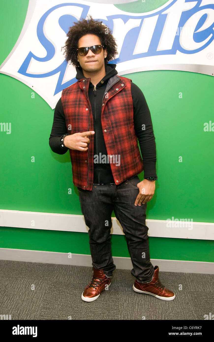 Jaicko Lawrence at the 103.5 KISS FM Coco Cola Lounge Chicago, Illinois ...