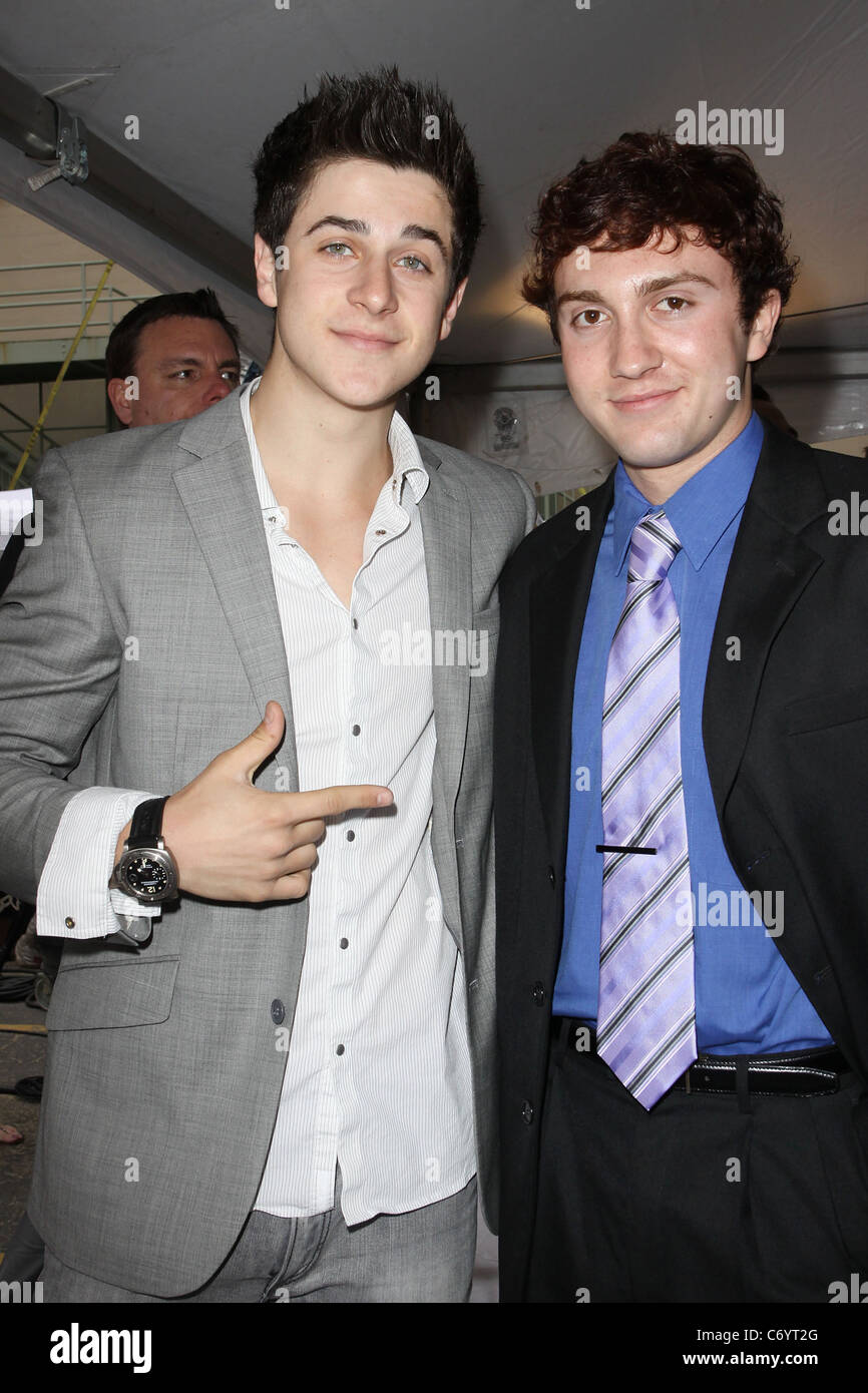 David Henrie and Daryl Sabara 2nd Annual Streamy Awards Arrivals held ...