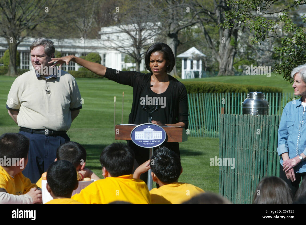 Michelle Obama, Secretary of Agriculture Tom Vilsack and Secretary of ...