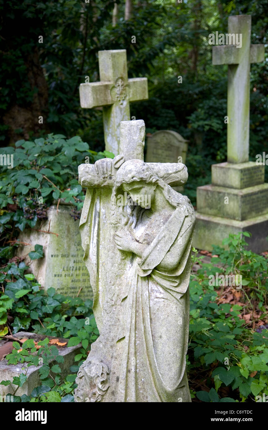 Highgate Cemetery Crossbearer Stock Photo - Alamy