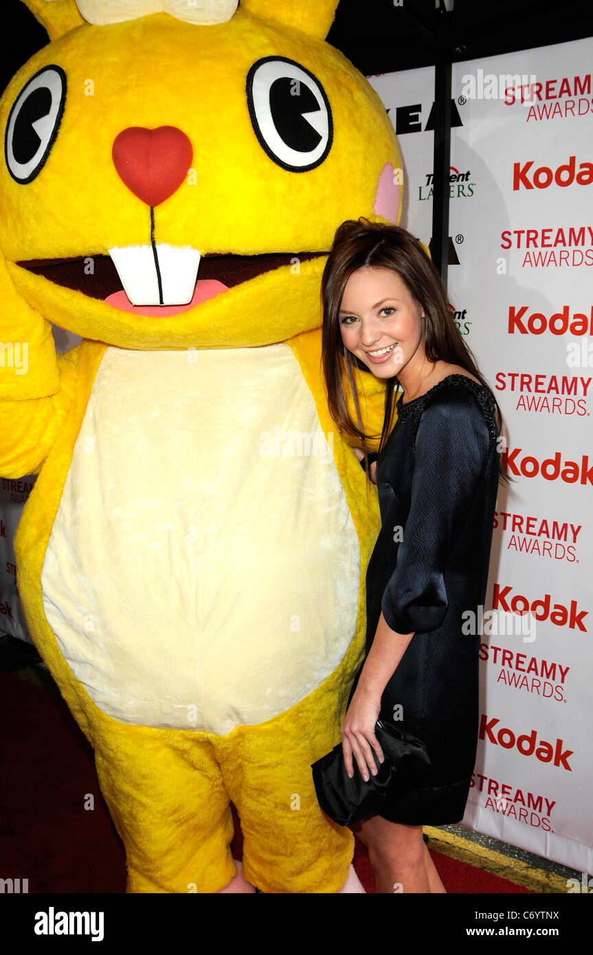 Samantha Droke 2nd Annual Streamy Awards Arrivals held At The Orpheum ...