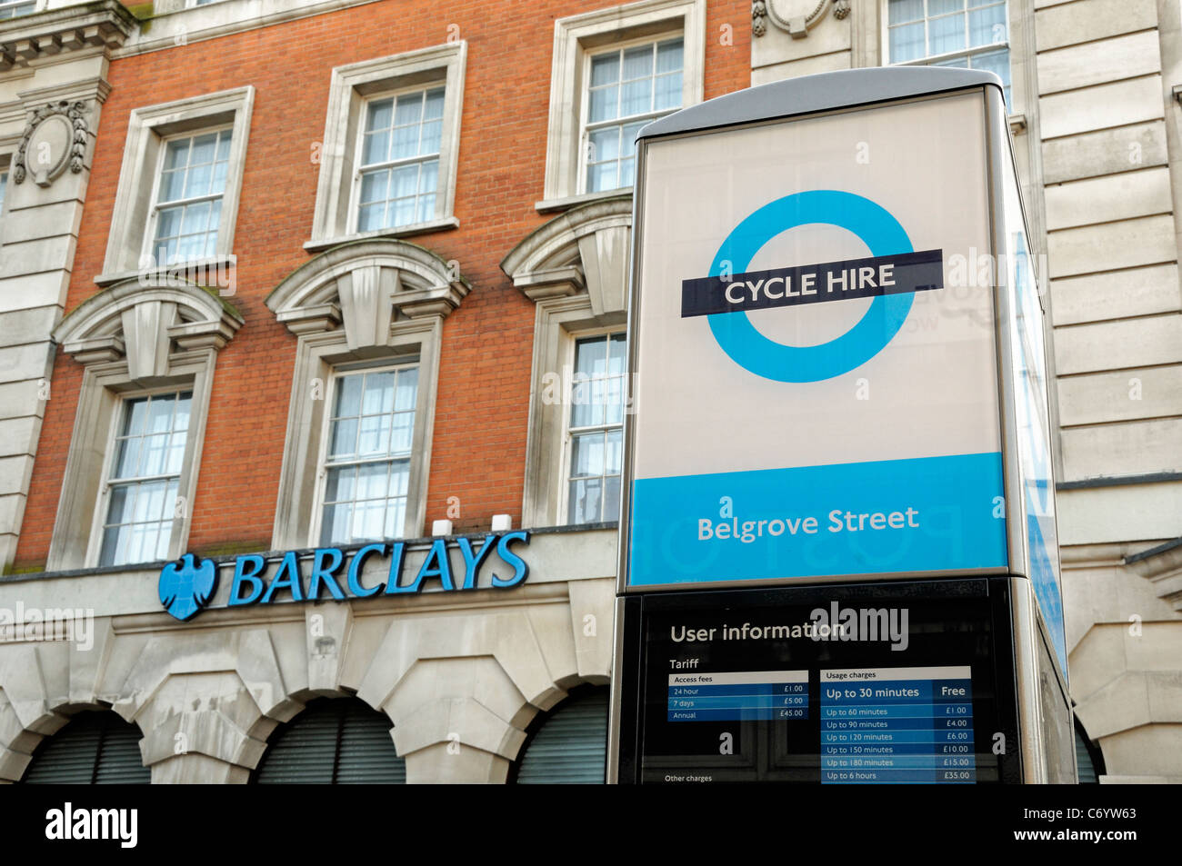 Barclays bank logo hi-res stock photography and images - Alamy