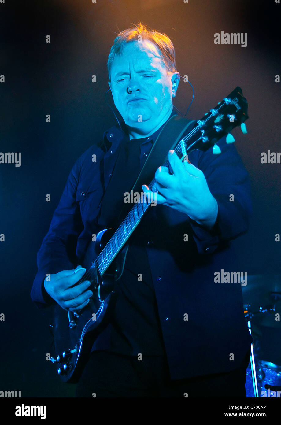 Bernard Sumner of Bad Lieutenant performing at Liverpool Masque ...