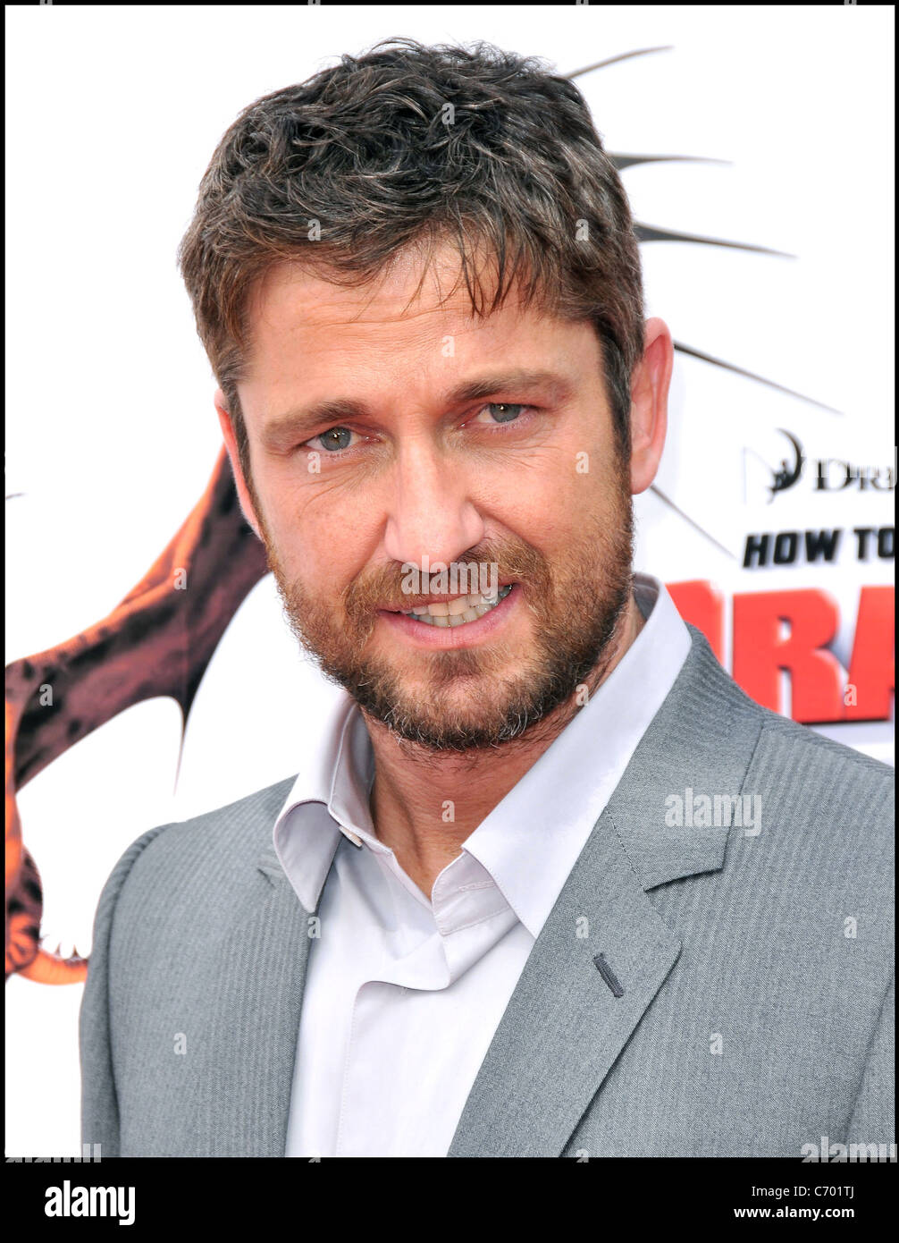 Gerard Butler Los Angeles Premiere of 'How To Train Your Dragon' held ...